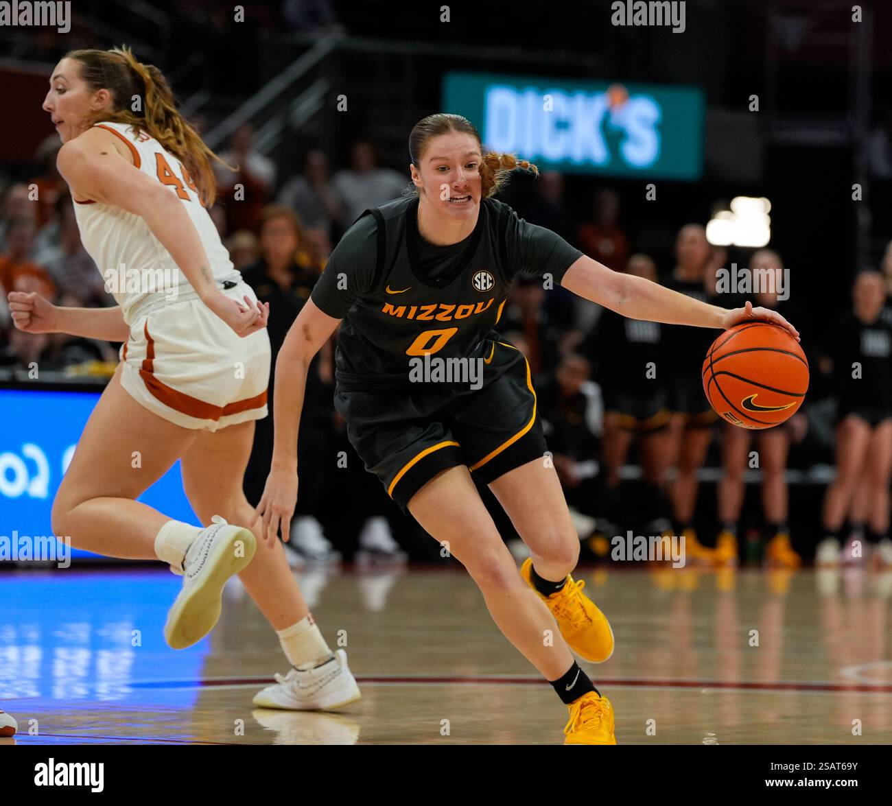 Austin, Texas, USA. 30th Jan, 2025. Missouri guard GRACE SLAUGHTER (0 ...