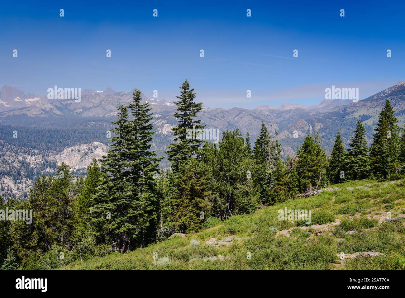 The Minarets are a series of jagged peaks located in the Ritter Range ...