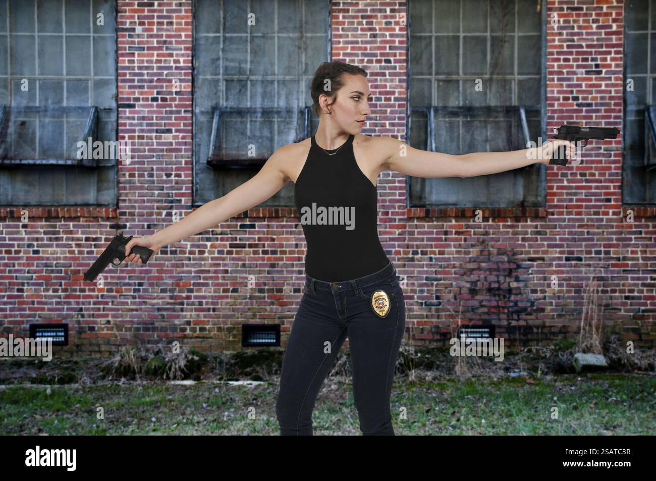 Beautiful police detective woman on the job with a gun Stock Photo - Alamy