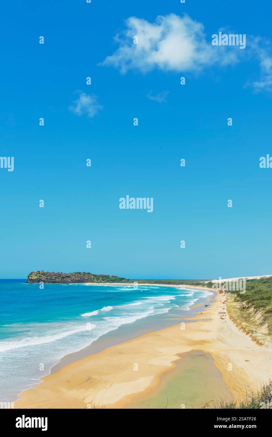 Seventy Five Mile Beach, Great Sandy National Park, Fraser Island ...