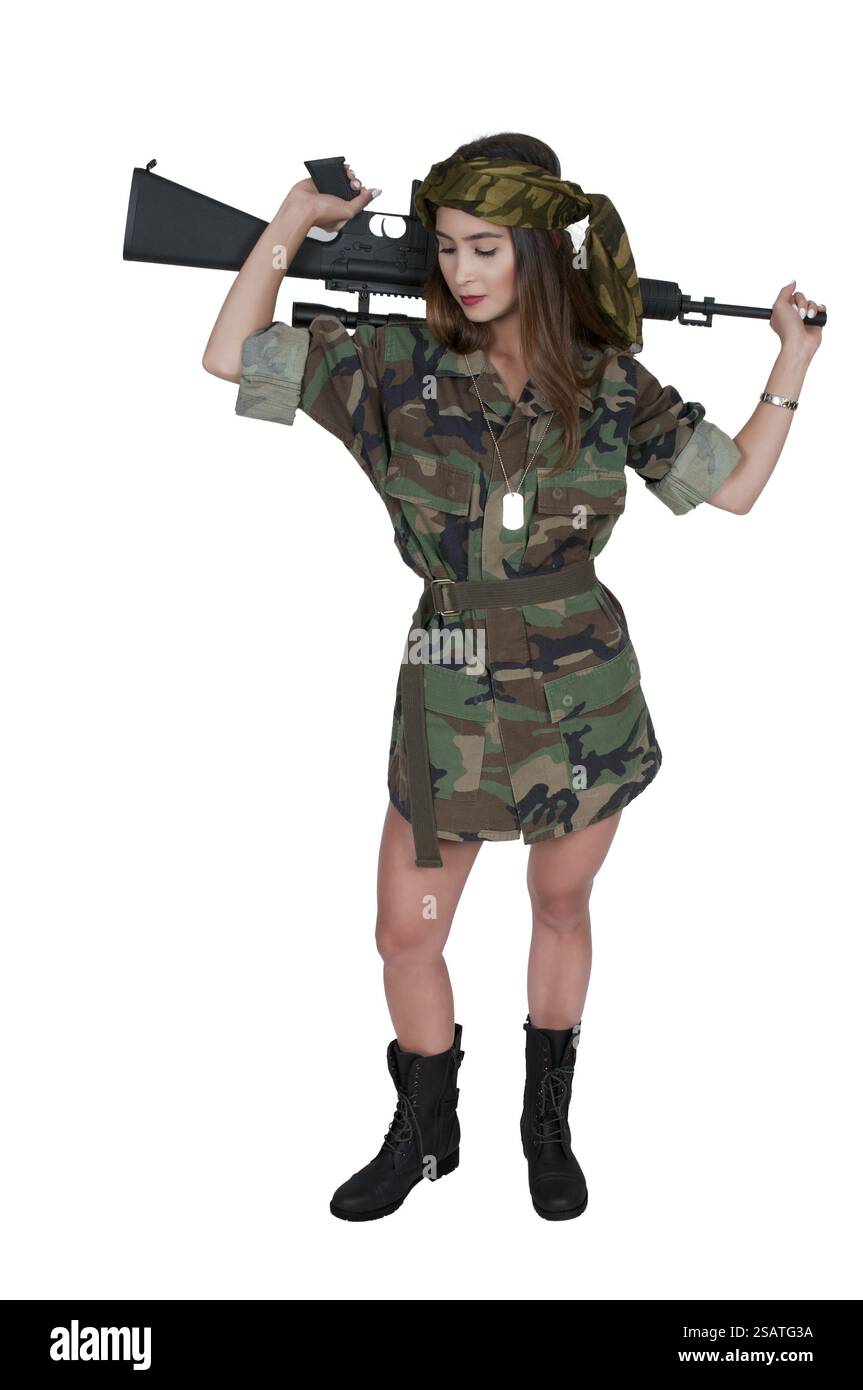 Beautiful young woman soldier with a M16 rifle Stock Photo - Alamy
