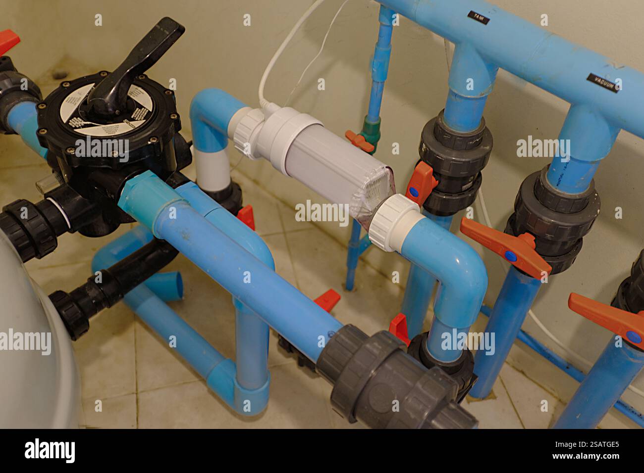 Chlorine maker hi-res stock photography and images - Alamy