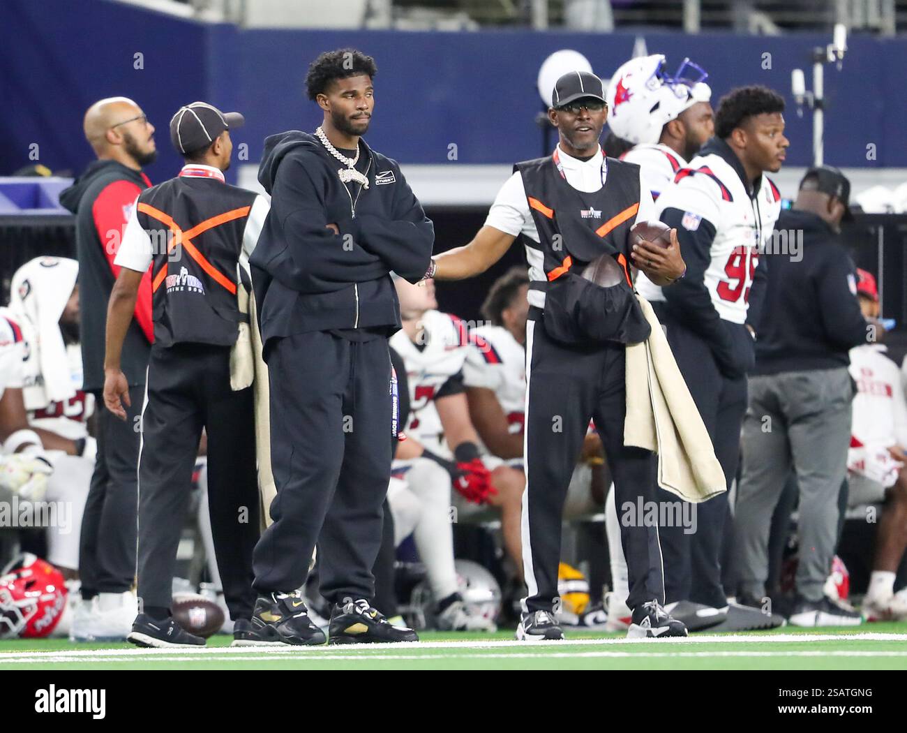 Arlington, Texas, USA. 30th Jan, 2025. Colorado's SHEDEUR SANDERS ...