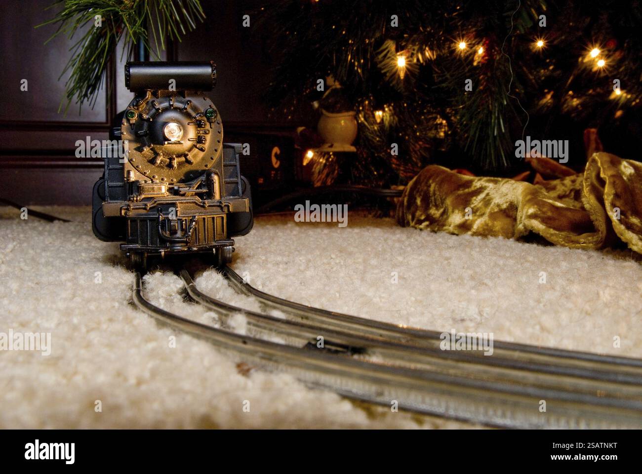 Train around a christmas tree hi-res stock photography and images - Alamy
