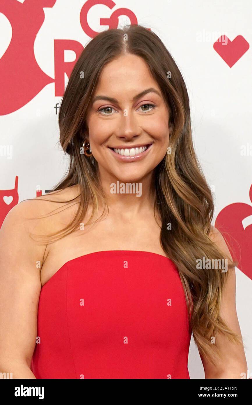 Shawn Johnson at arrivals for The American Heart Association s Go Red ...