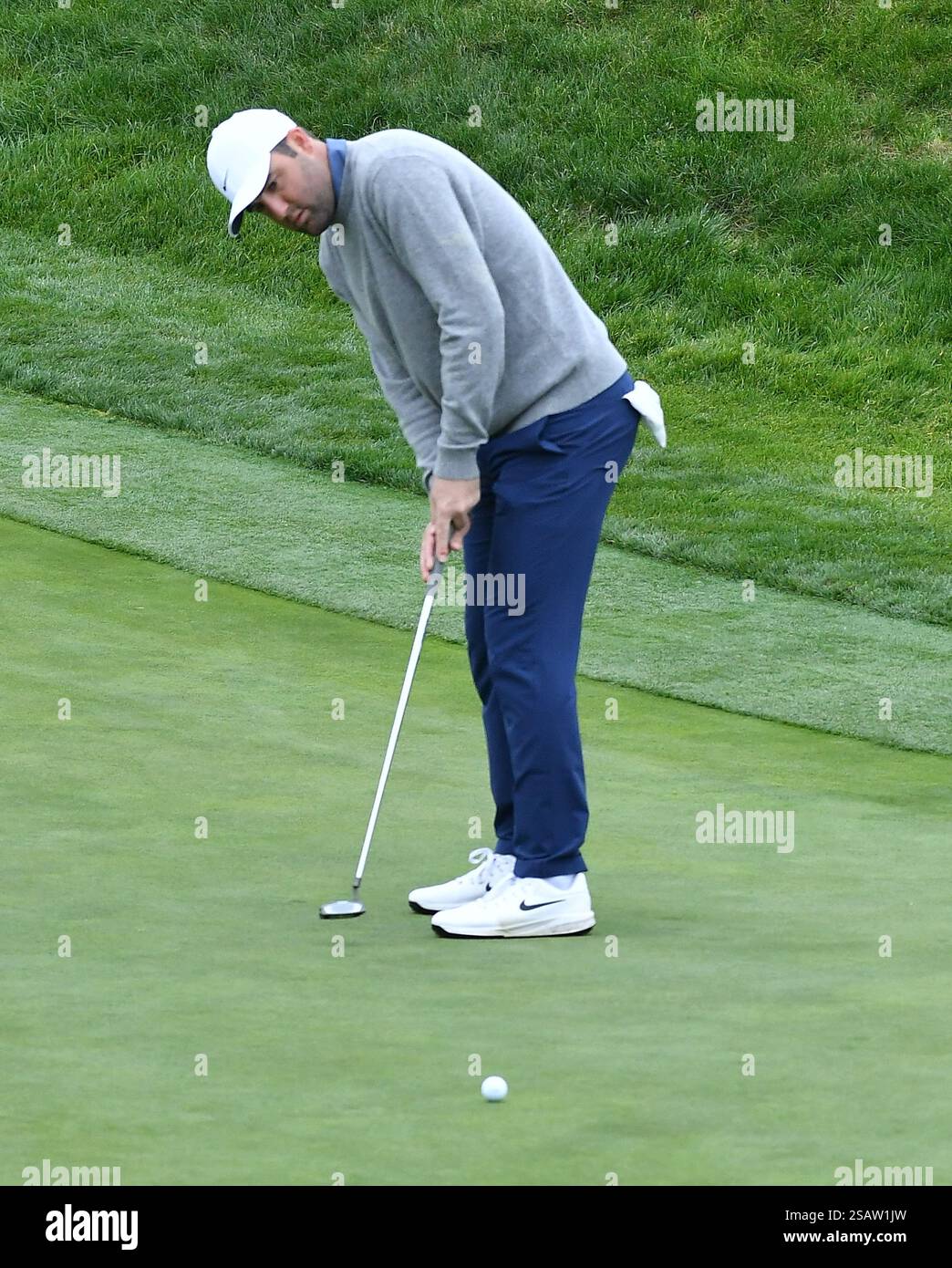 Pebble Beach, Ca, USA. 30th Jan, 2025. Scottie Scheffler during the first round of the AT&T ...