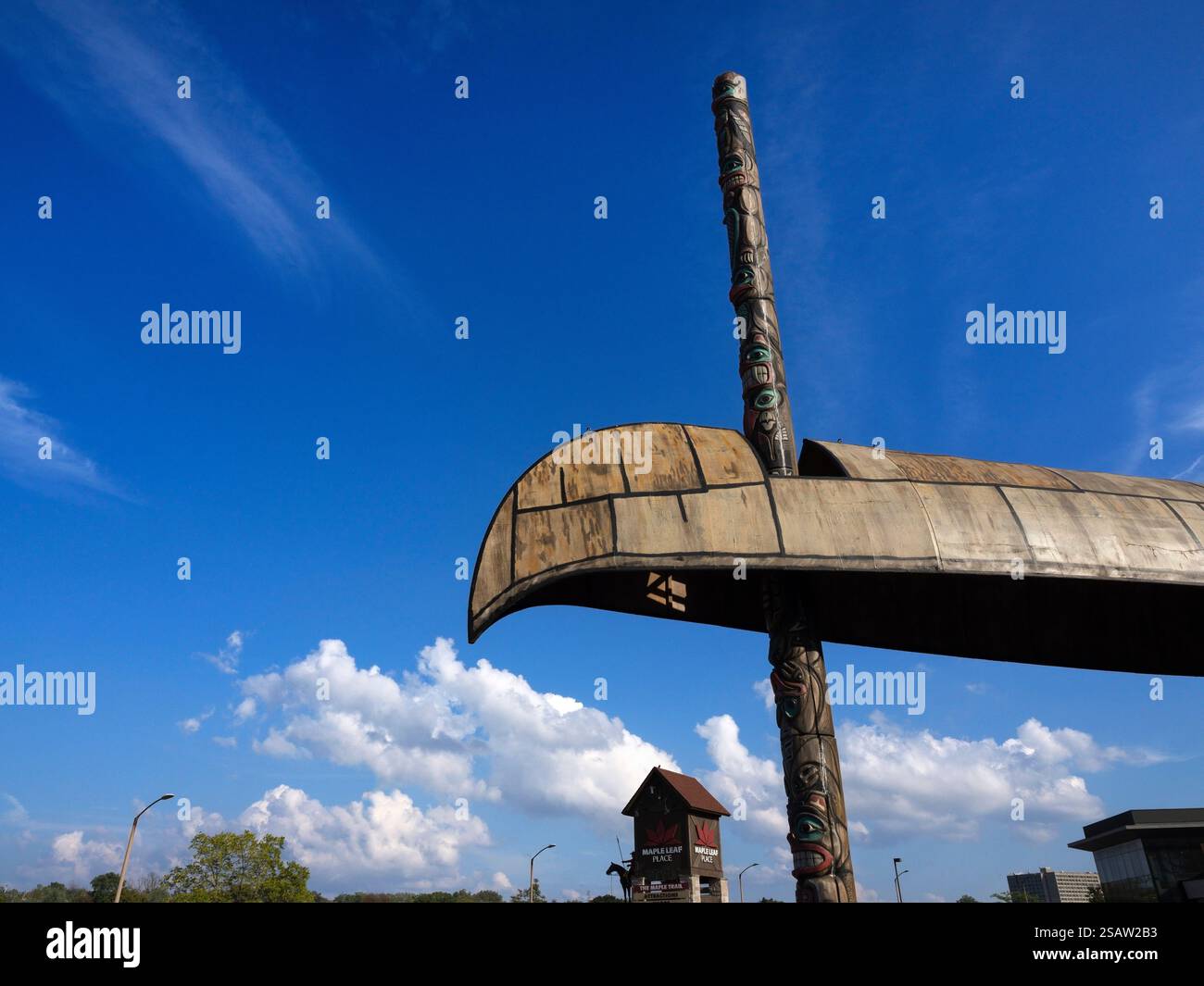 Niagara Falls, Canada / The Maple Leaf Place tourist attraction, with ...