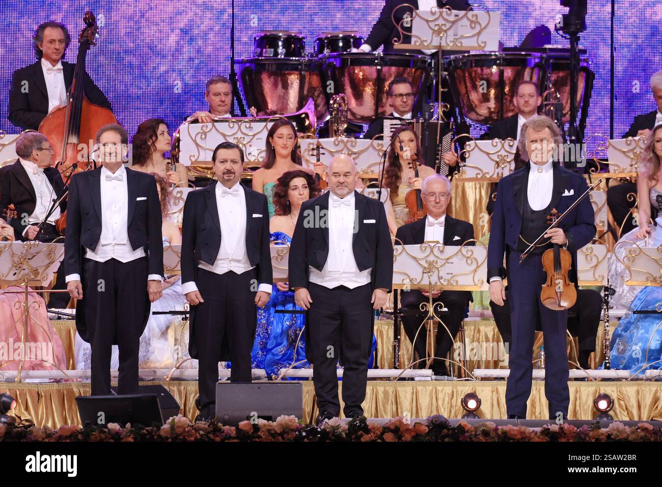 30.01.2025, Andre Rieu, Violinist, im Konzert live in der Uber Arena ...