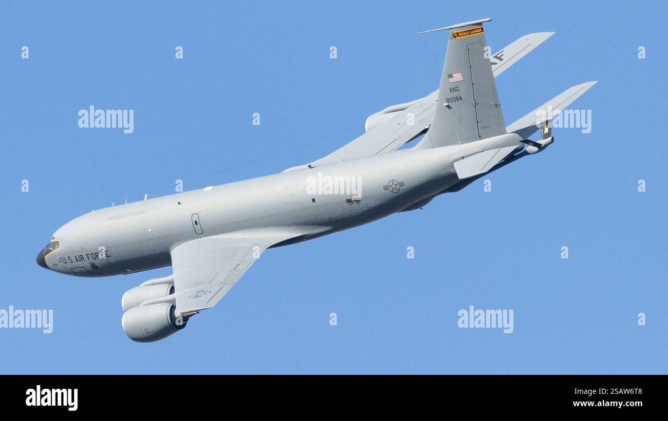 A KC-135T Stratotanker aircraft assigned to the 171st Air Refueling ...