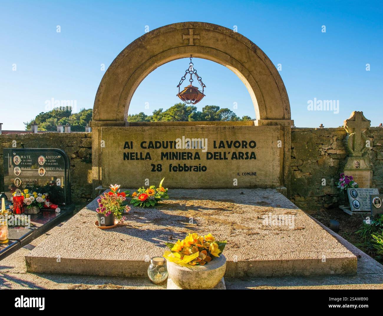 Mining disaster hi-res stock photography and images - Alamy