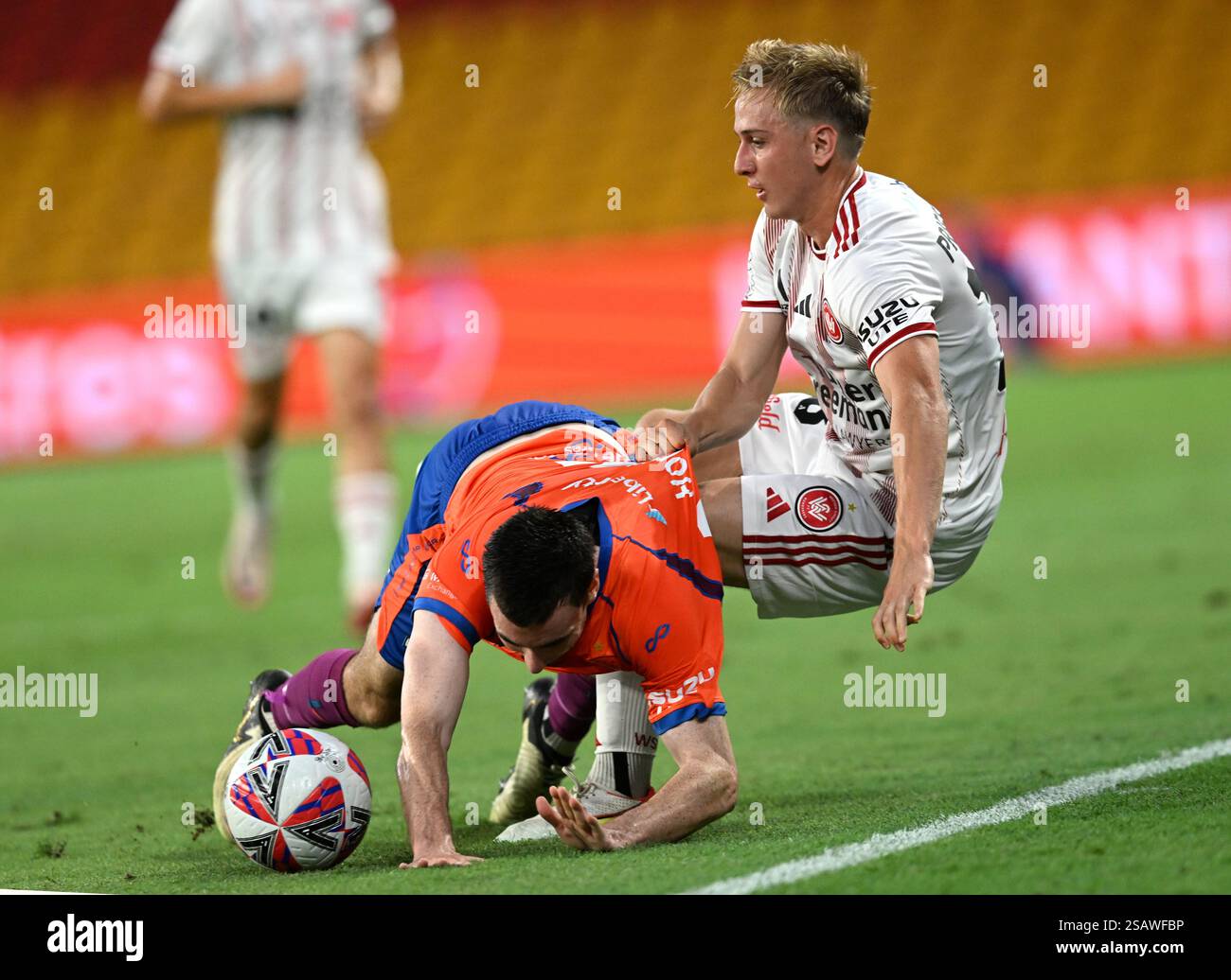 Brisbane, Australia. 31st Jan, 2025. Henry Hore (left) of the Roar and ...