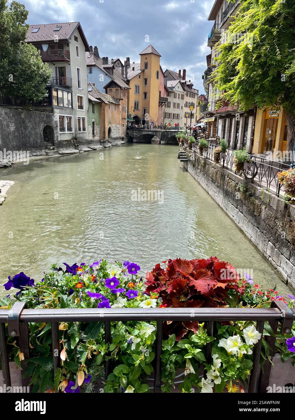 Annecy Old Town with its beautiful canals, Haute-Savoie, France Stock ...