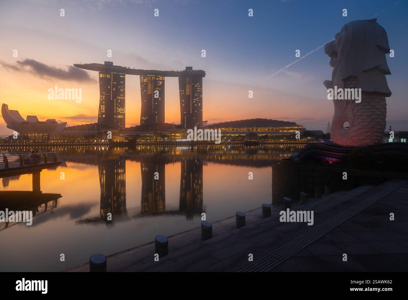 sunrise at the promenade with Marina Bay Sands hotel, the iconic ...