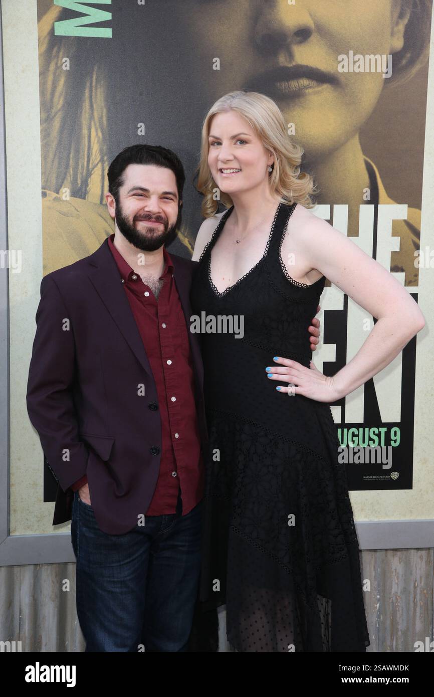 Samm Levine and Rachel Cushing at the New Line Cinema World Premiere of ...