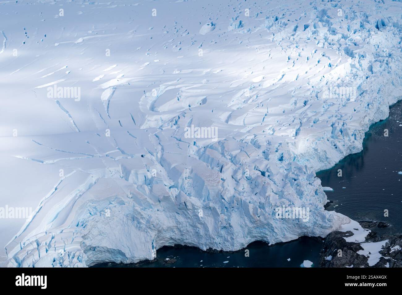 Antarctica view. Seascape and landscape of Antarctica. Glaciers Stock ...