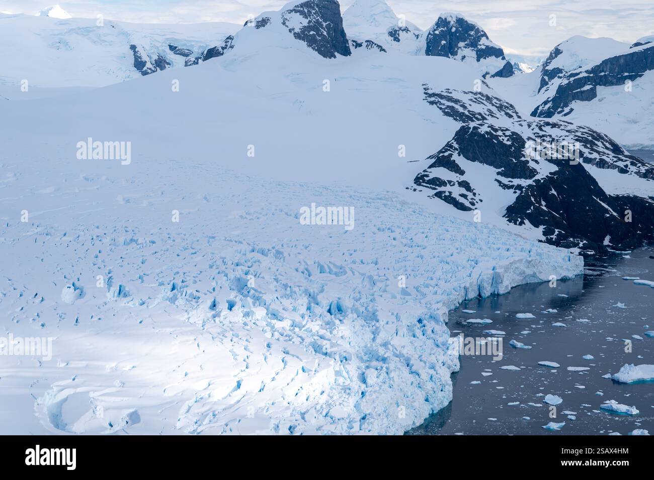 Antarctica view. Seascape and landscape of Antarctica. Glaciers Stock ...