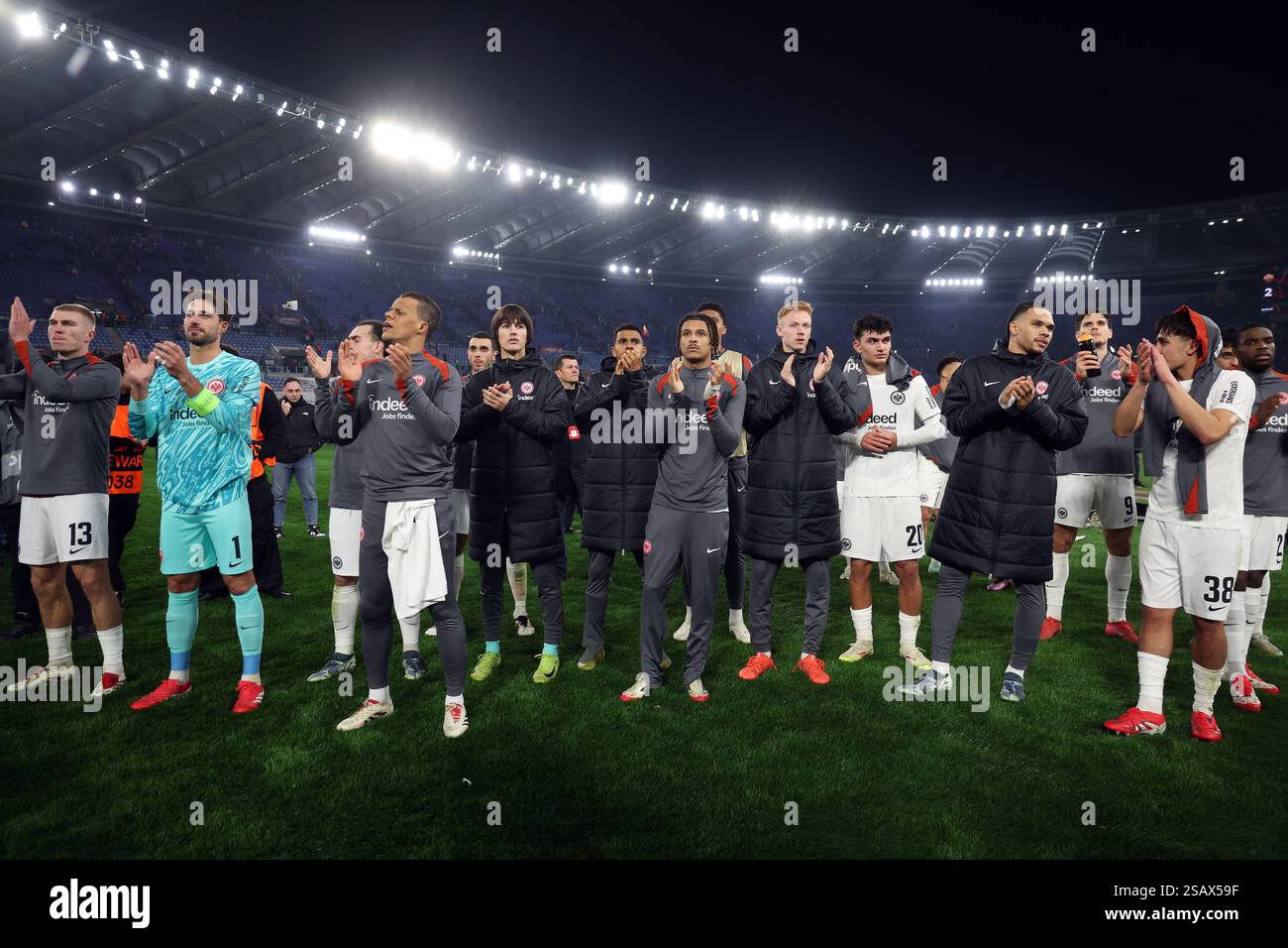 Eintracht players say goodbye to the fans in the UEFA Europa League ...