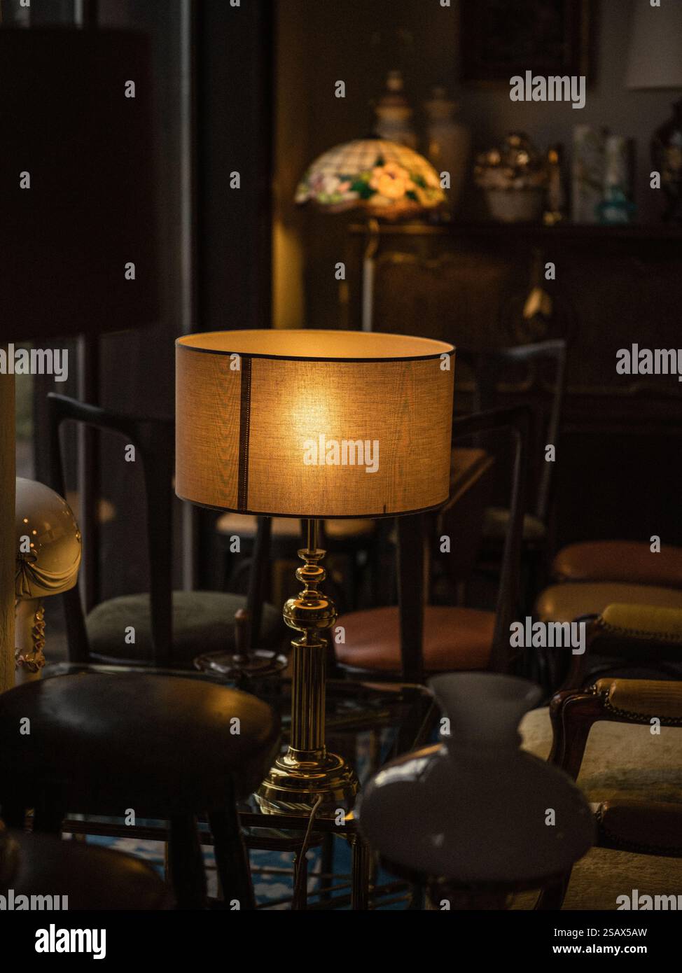 A beautiful antique store with classic furniture Stock Photo - Alamy