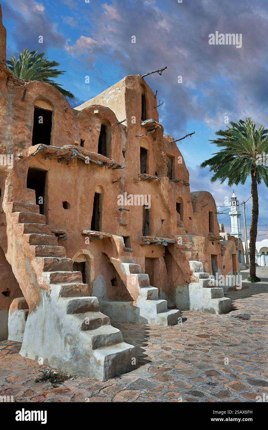 Ksar Ouled Soltane, Tunisia, Fortified Berber Ghorfa vaulted food ...