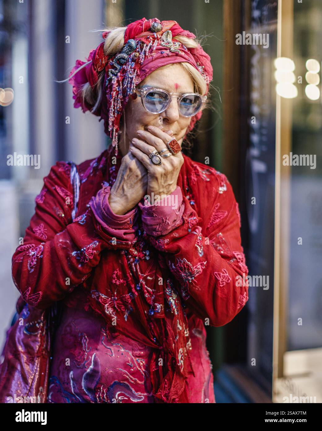 Portrait of an elegant woman with a bindi in London Stock Photo - Alamy