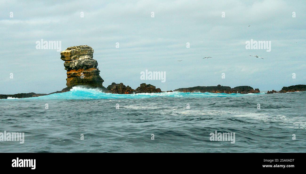 Darwin´s Arch Natural Rock, Darwin Island, Galápagos Islands, Galápagos ...