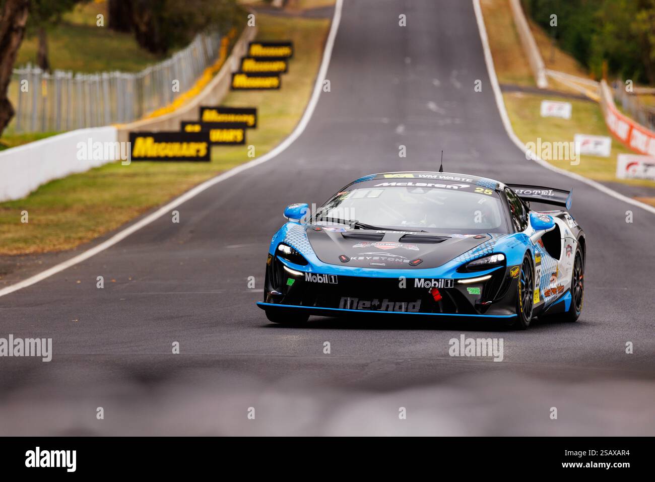 The #25 Method Motorsport McLaren Artura GT4 driven by Tom Hayman ...