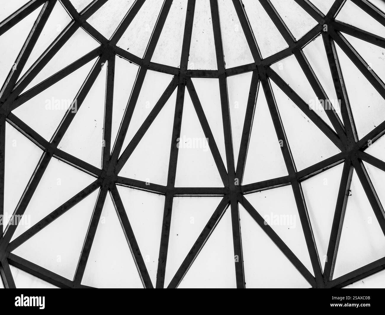 Metal Framework: Abstract Roof Construction Stock Photo - Alamy