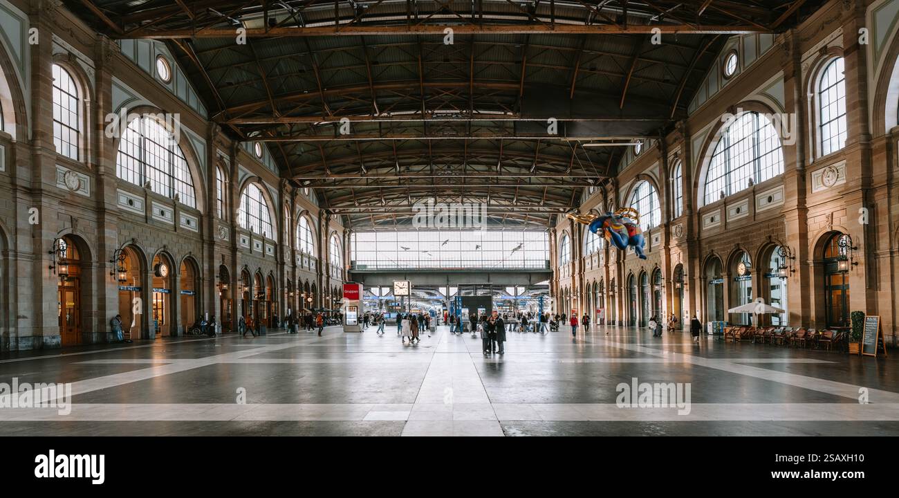 24-01-2025 Zurich, Switzerland. Zurich main station or Hauptbahnhof ...