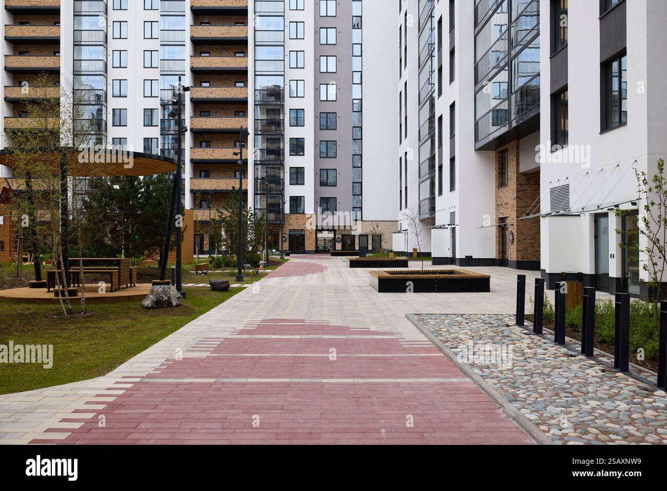 A Modern Residential Complex with a Harmonious and Inviting Outdoor ...