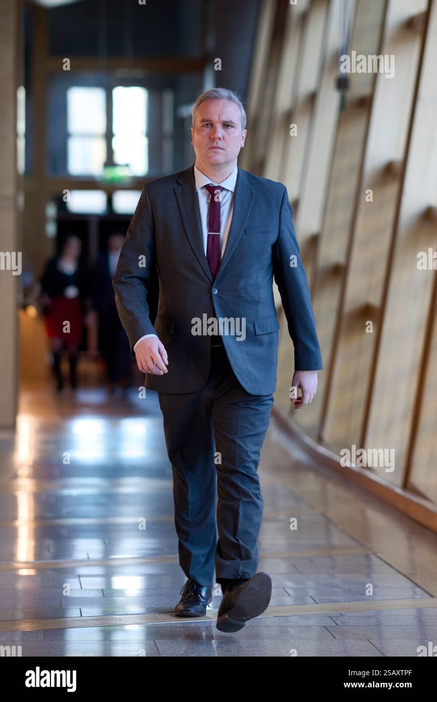 Tom arthur msp hi-res stock photography and images - Alamy