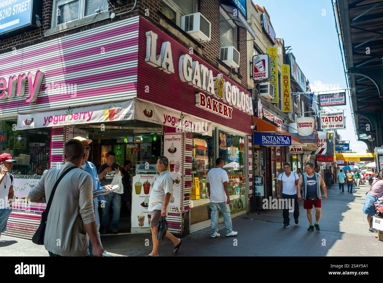 Queens and new york and jackson heights hi-res stock photography and ...