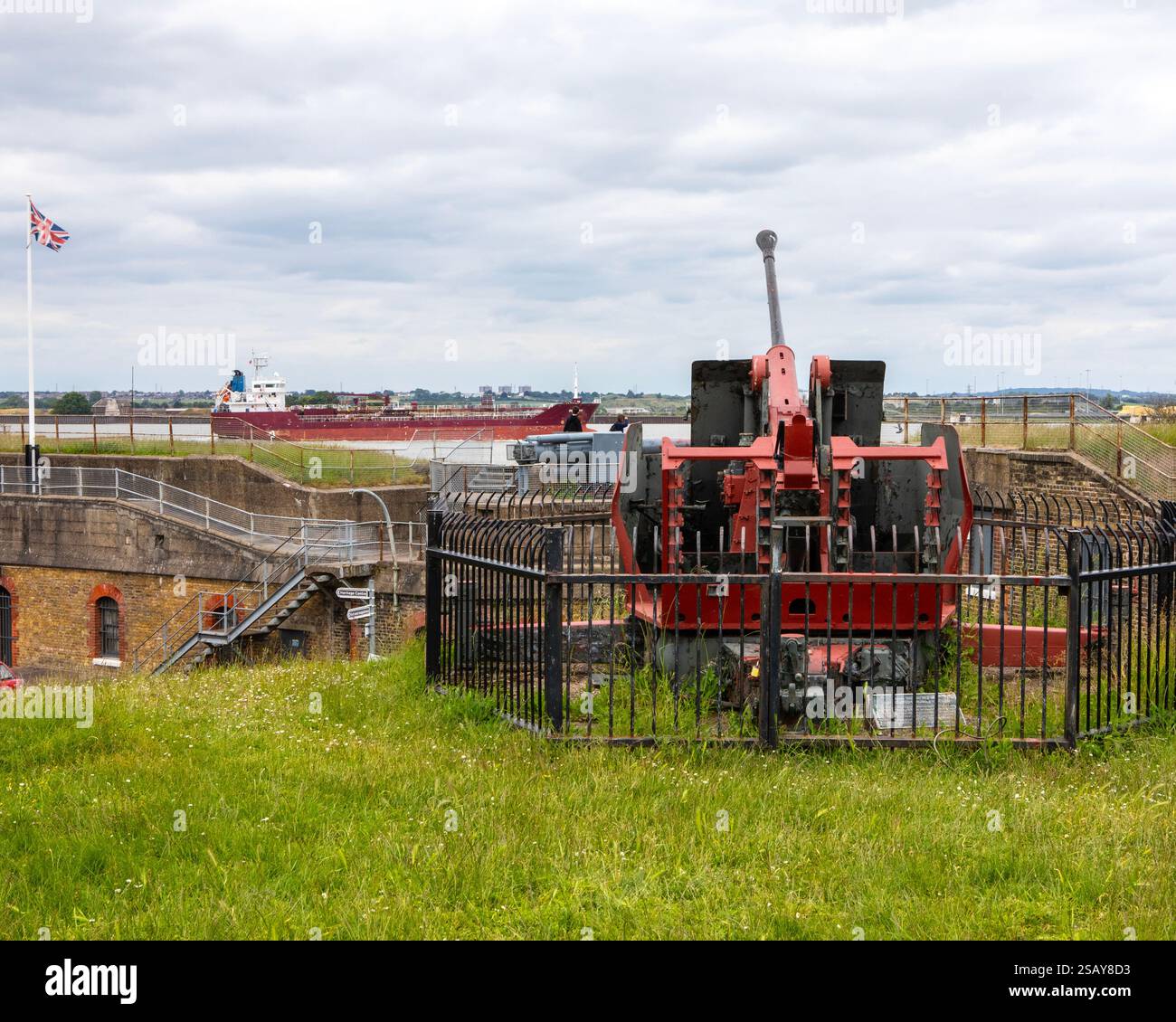 Gravesend, UK - June 9th 2024: Artillery at the historic New Tavern ...