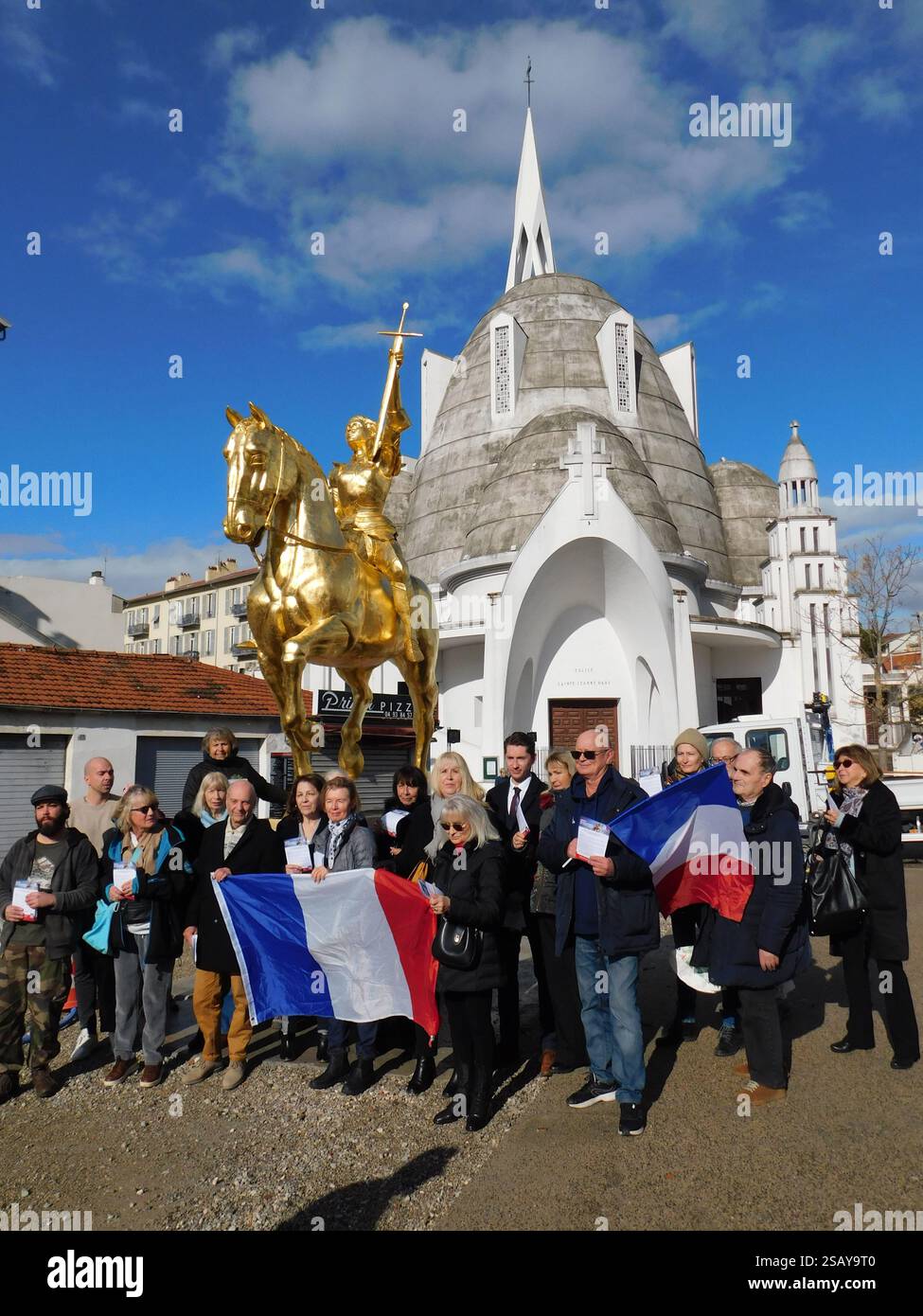 Nice, France. 31st 0ctober 2025. « Save the Jeanne D’Arc statue! » A ...