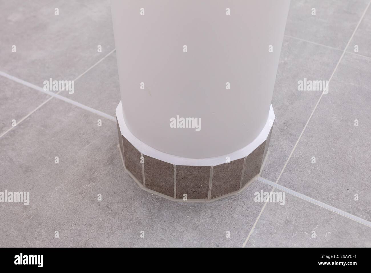 The Stylish Column Base Design features meticulously crafted Elegant ...