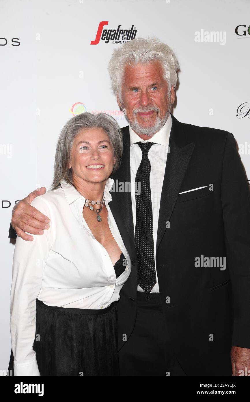 Sherri Jensen and Barry Bostwick at the American Icon Awards Gala ...