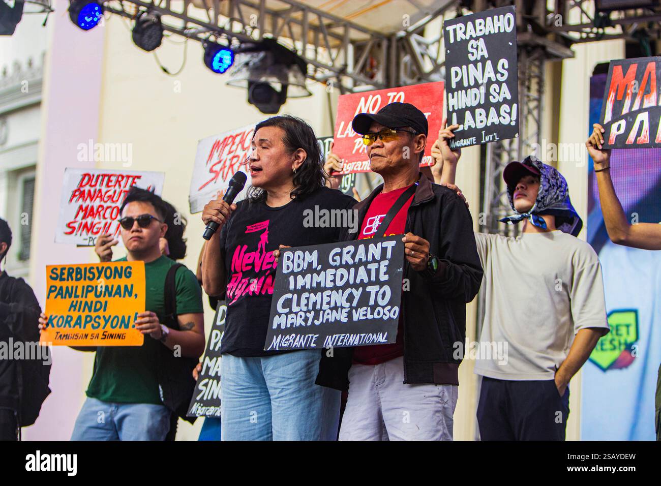 Quezon City, Quezon, Philippines. 31st Jan, 2025. Liza Maza is onstage ...