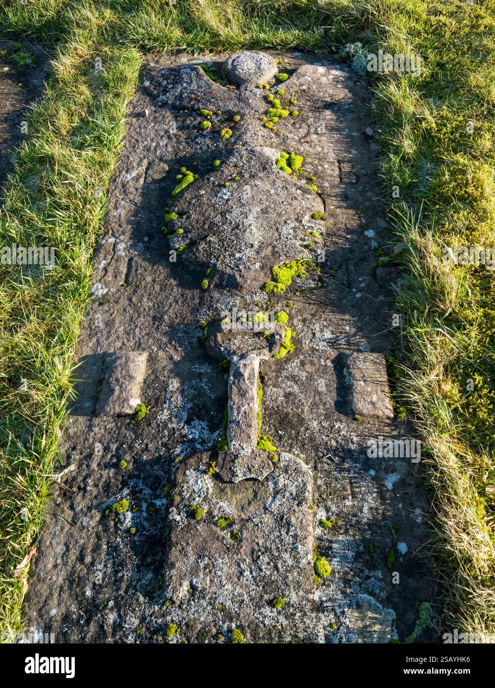 Gravestones in Old Kilmadock (St.Aedh’s) Church and Burial Ground ...