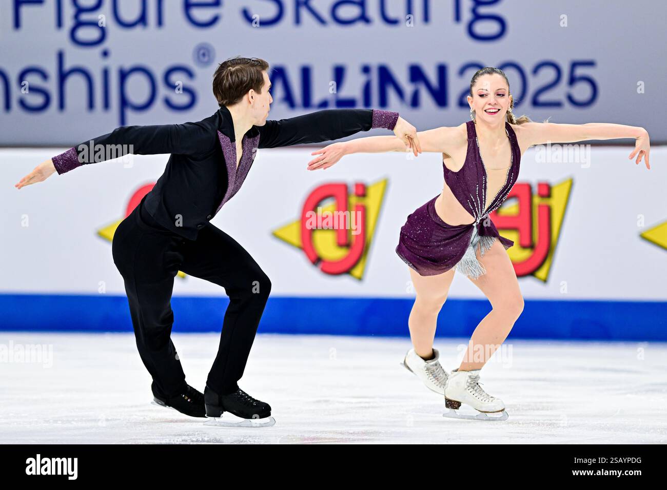 Victoria MANNI & Carlo ROETHLISBERGER (ITA), during Ice Dance Rhythm ...