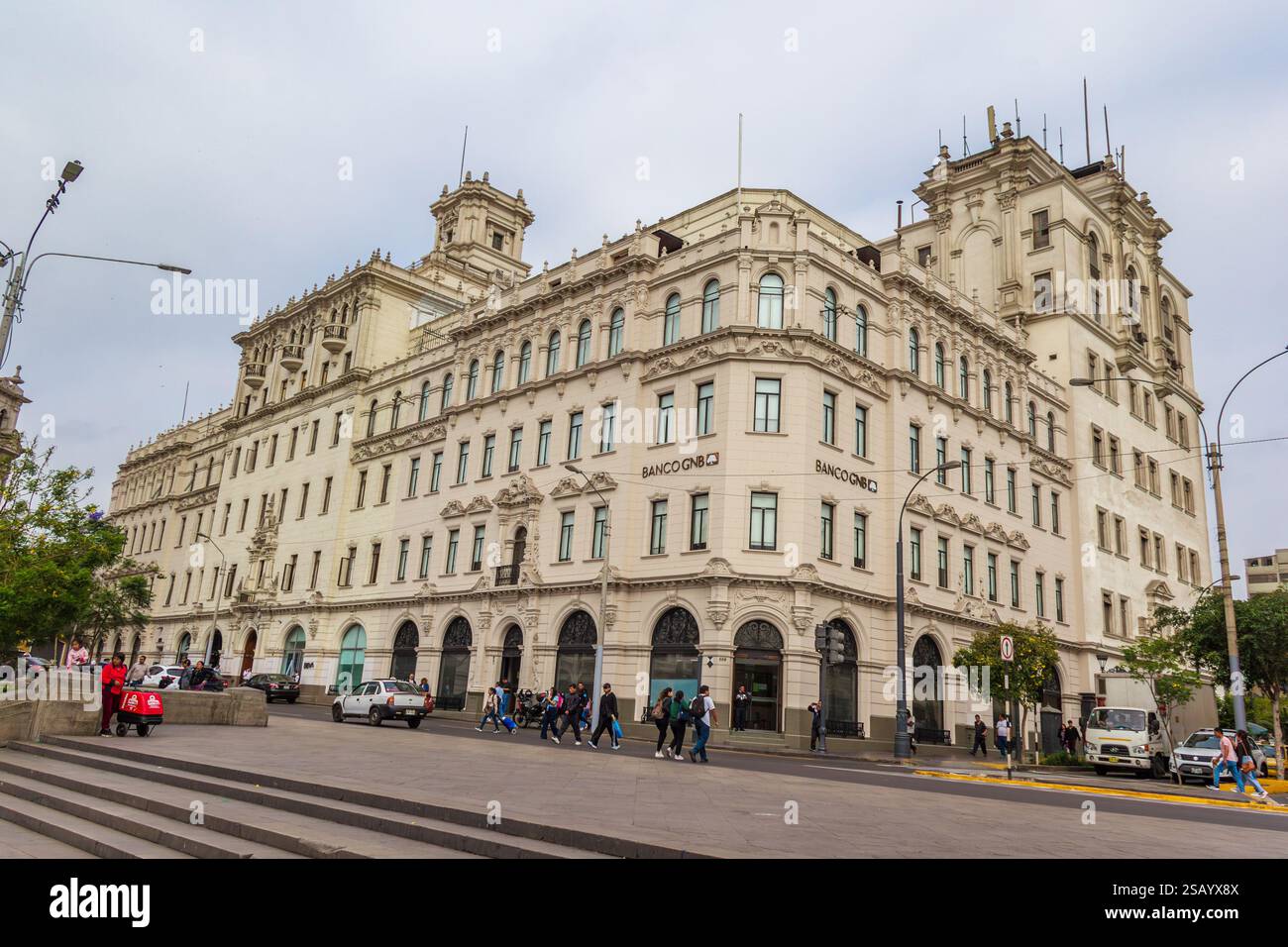 GNB Bank at San Martin Square - Lima, Peru Stock Photo - Alamy