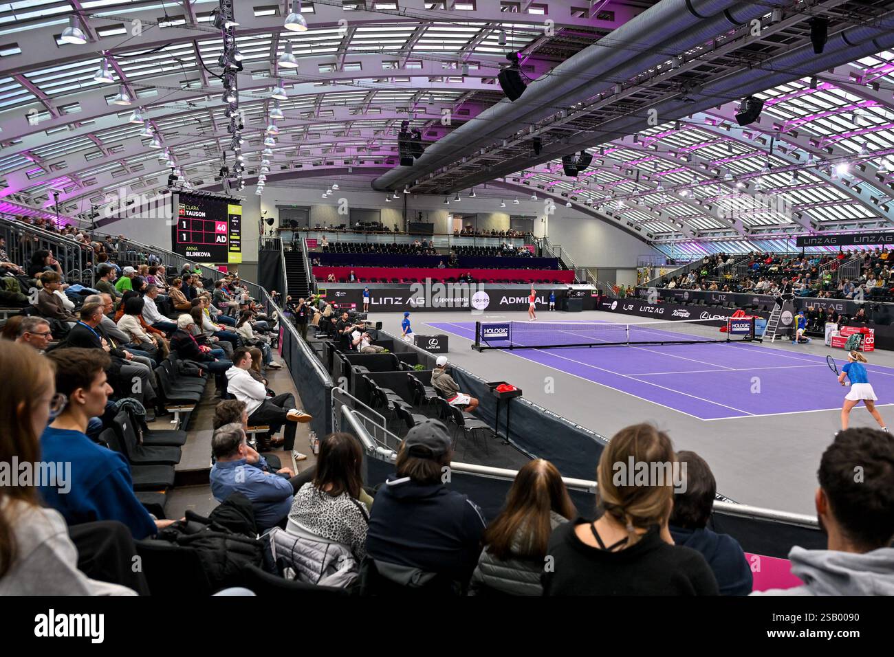 LINZ, AUSTRIA -JANUARY 31: an overview of the Court with Audience ...
