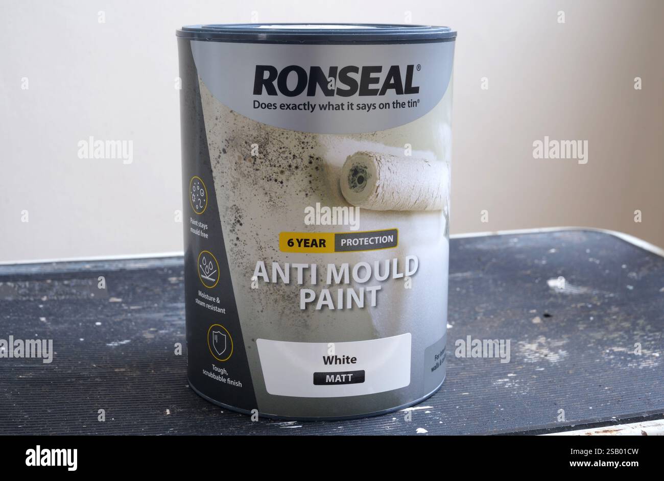 Ronseal anti mould paint hi-res stock photography and images - Alamy