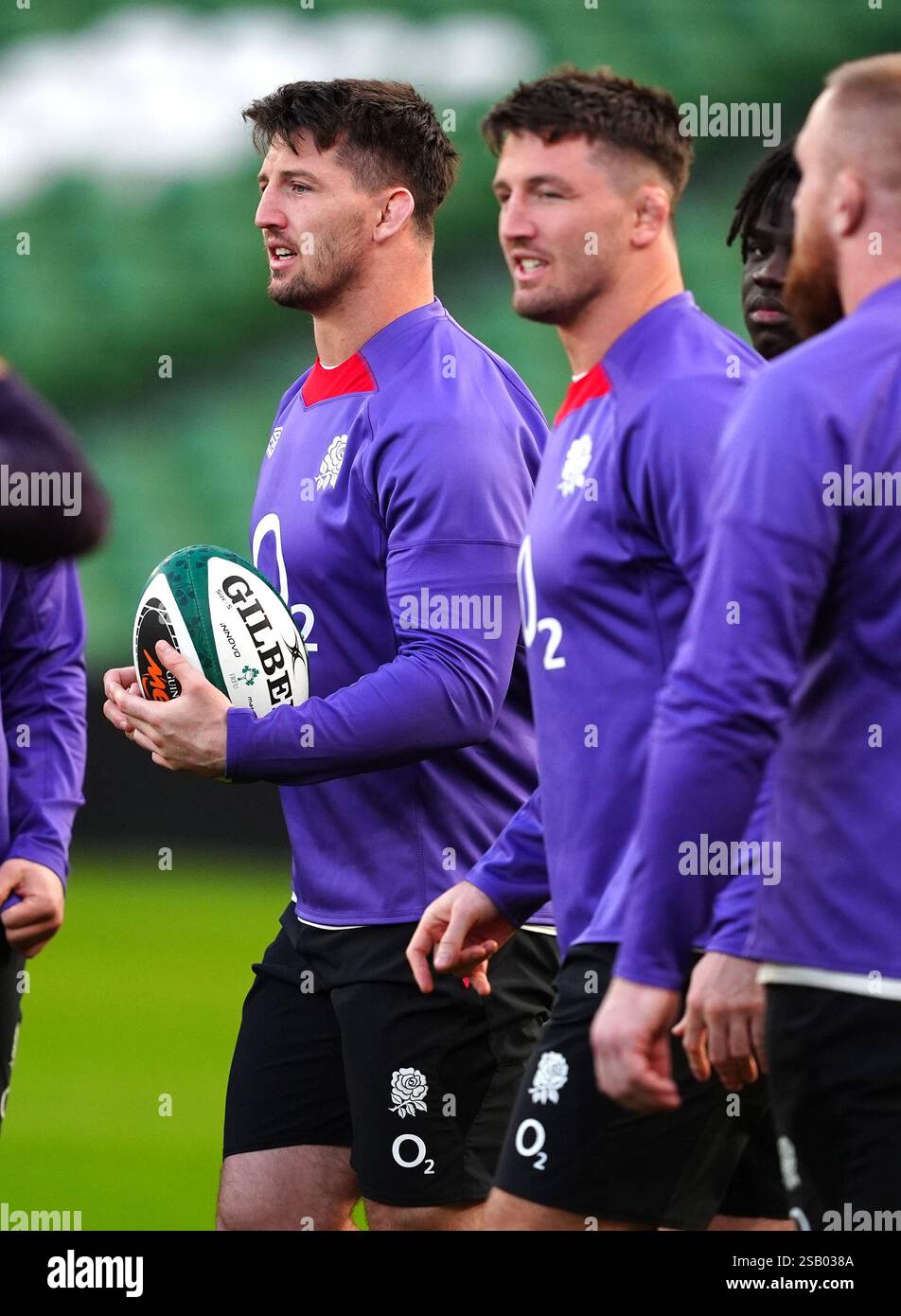 England's Ben Curry (left) and Tom Curry during the captain's run at ...