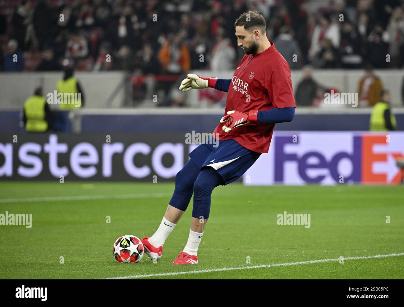 Goalkeeper Gianuigi Donnarumma FC Paris Saint-Germain PSG (01) Action ...