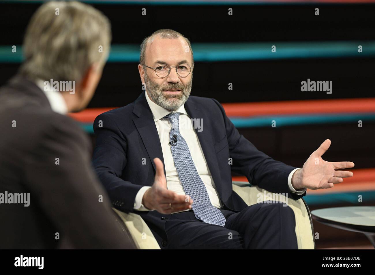 Markus Lanz li. und Manfred Weber 01/25 her Markus Lanz li. mit Manfred ...