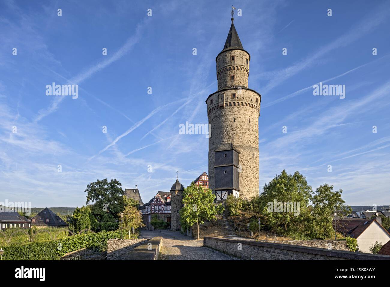 Witches' tower, keep of Idstein Castle, butter barrel tower, bridge ...