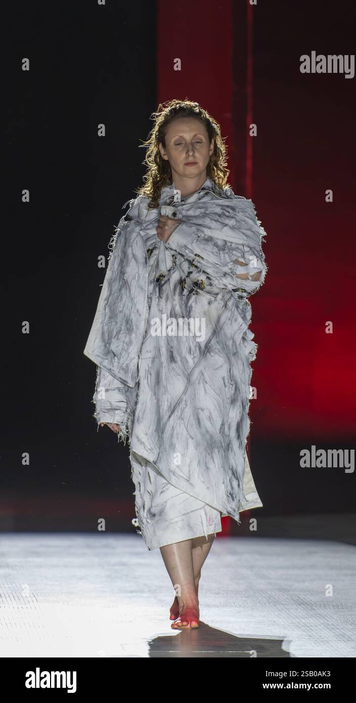 V&A, London, UK. 31st Jan, 2025. Fashion in Motion: Eden Loweth x Maggi ...