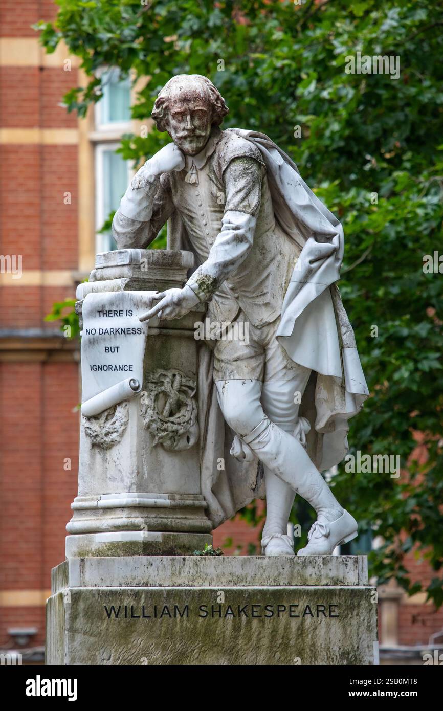 London, UK - July 1st 2024: A statue of famous playwright William ...