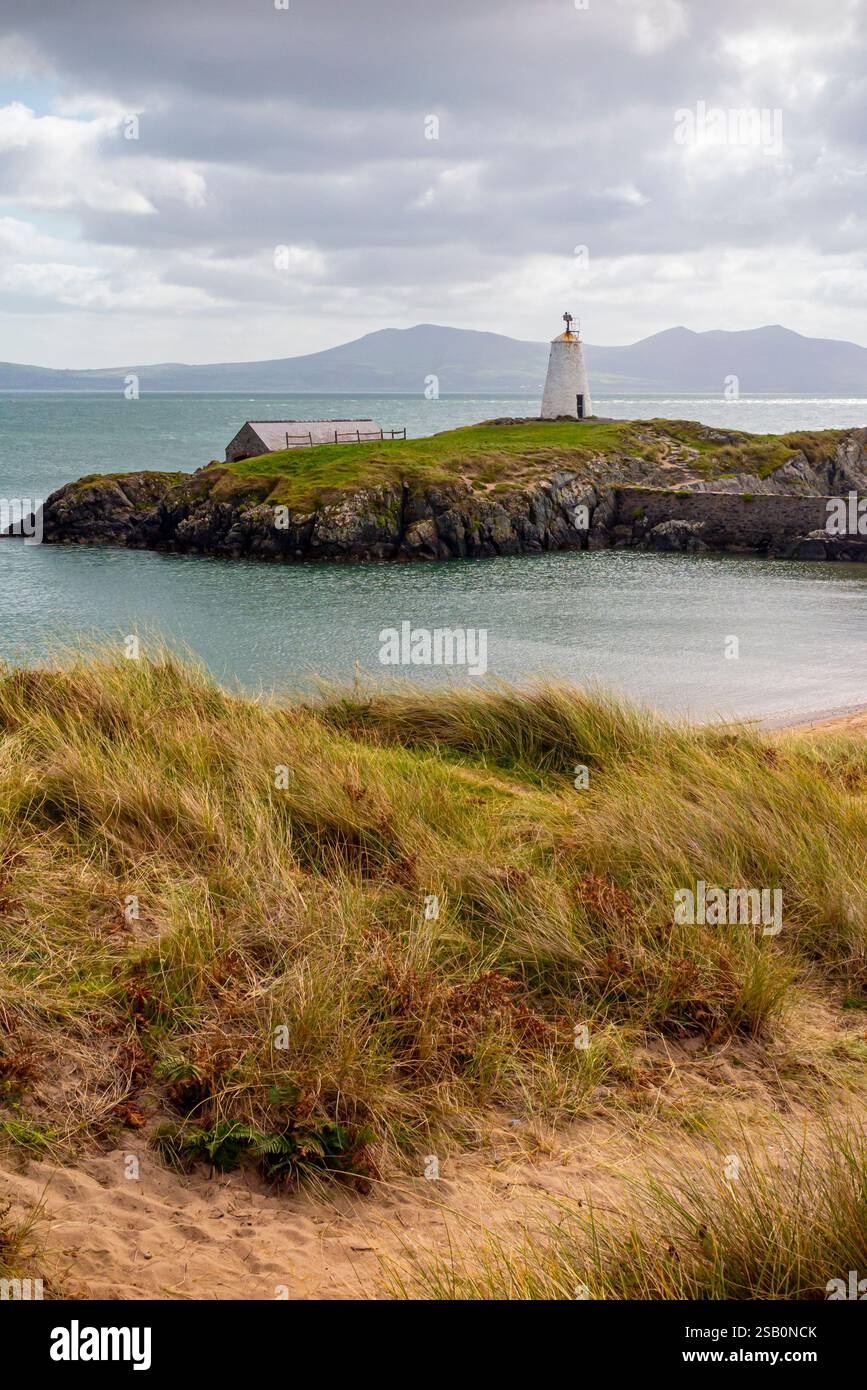 The mountains of Snowdonia in the background and the sea of the Menai ...