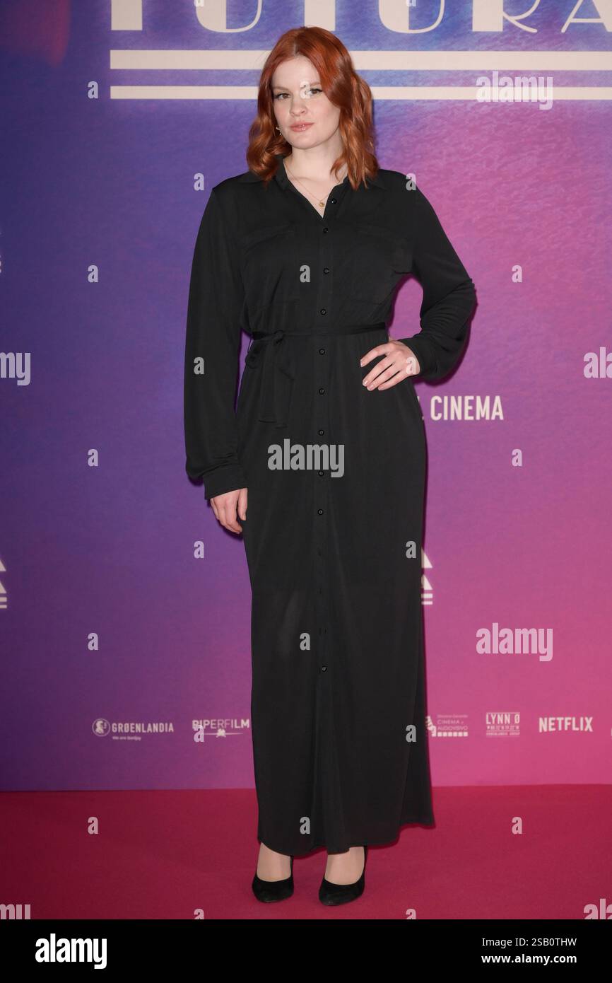 Tesa Litvan attends the photocall of the movie "Diva Futura" at De La ...