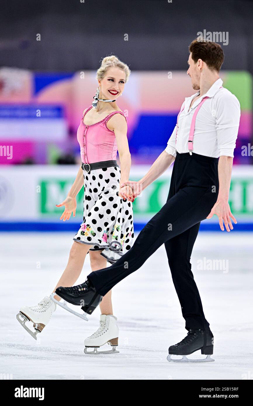 Juulia TURKKILA & Matthias VERSLUIS (FIN), during Ice Dance Rhythm ...
